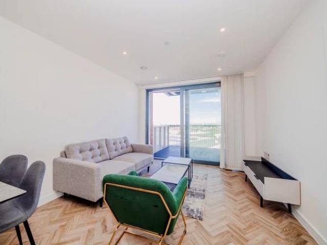 2 Bedroom 2 Bathroom Apartment 1104