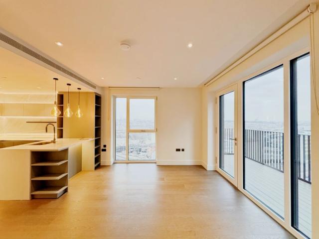 2 Bedroom 2 Bathroom floor12