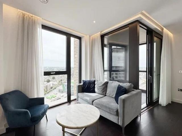 2 Bedroom 2 Bathroom Flat100