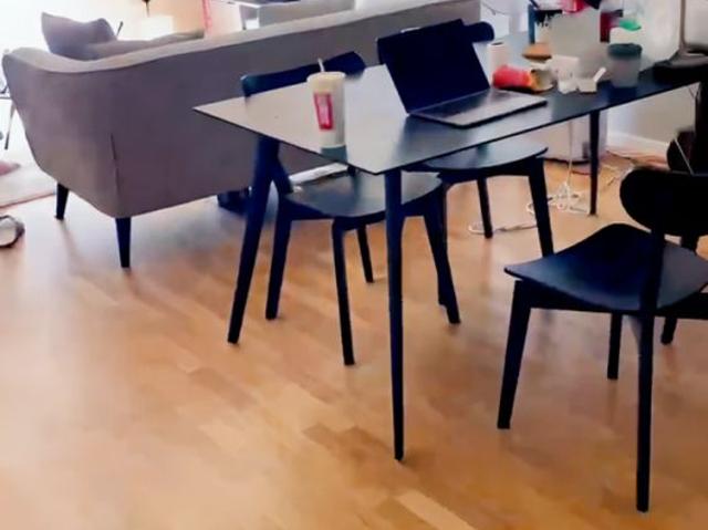 2 Bedroom 2 Bathroom Flat10