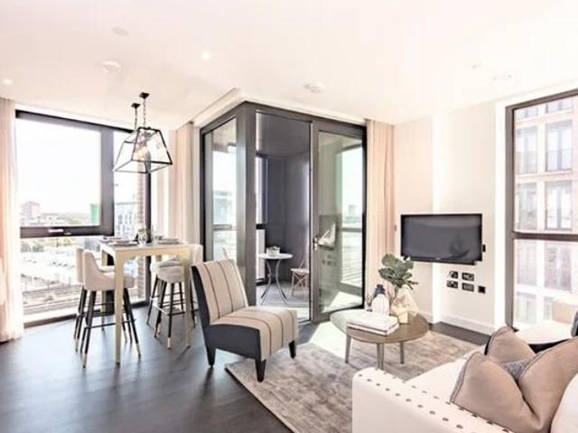 2 Bedroom 2 Bathroom Flat17