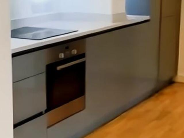 2 Bedroom 2 Bathroom Flat31
