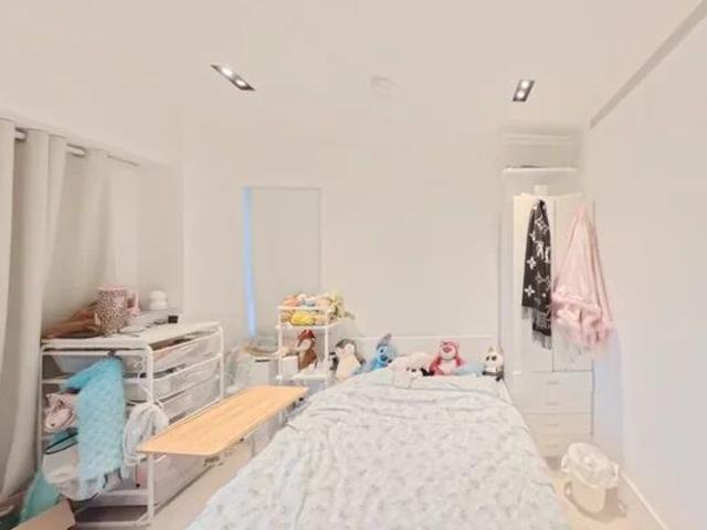 2 Bedroom 2 Bathroom Flat53
