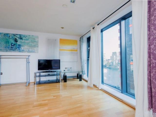 2 Bedroom 2 Bathroom Flat 141