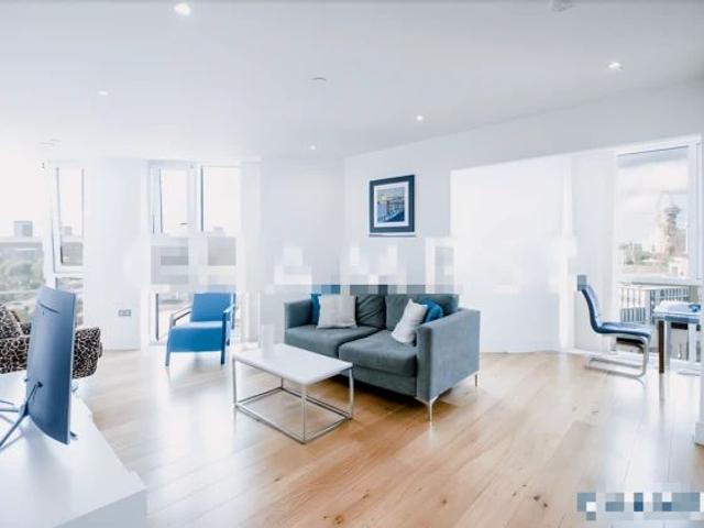2 Bedroom 2 Bathroom Flat 1005