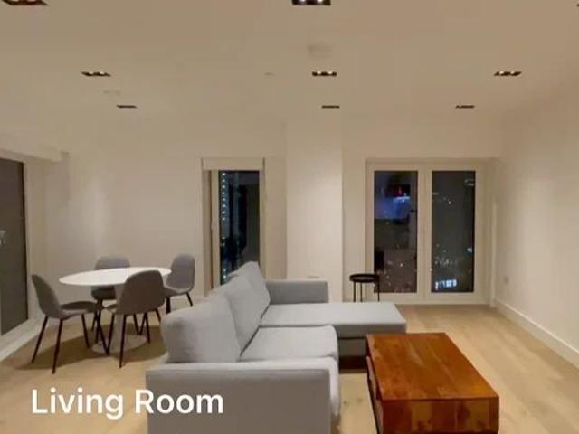 2 Bedroom 2 Bathroom Flat 59