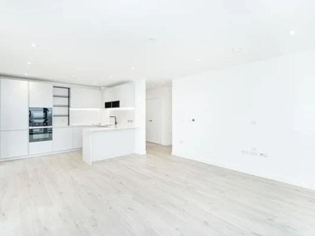2 Bedroom 2 Bathroom Flat 51