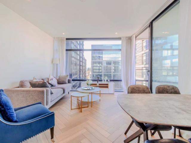 2 Bedroom 2 Bathroom Flat 804