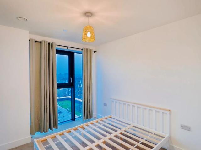 2 Bedroom 2 Bathroom room2