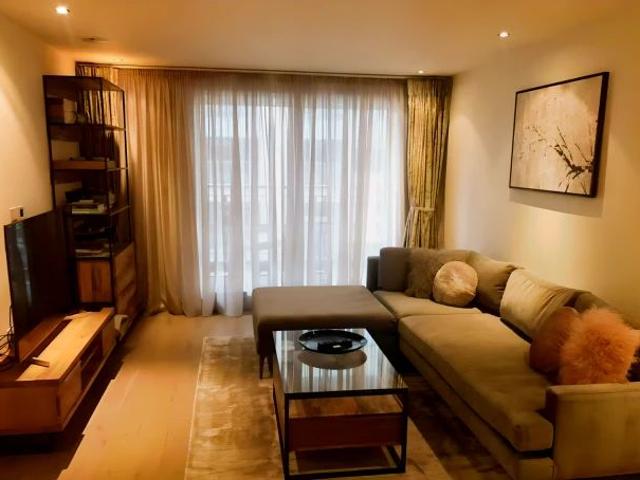 2 Bedroom 2 Bathroom Room 2