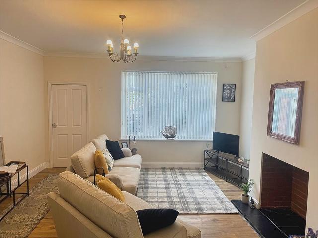 2 Bedroom