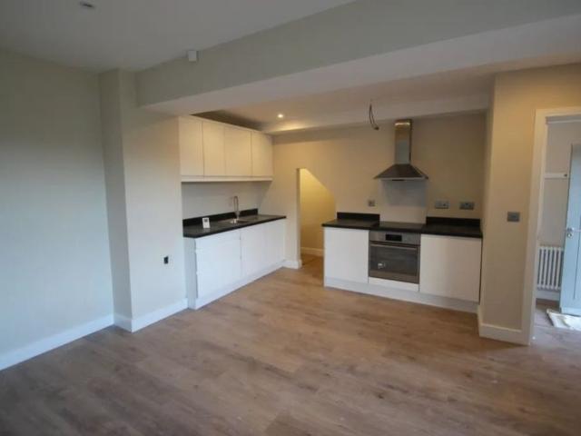 2 Bedroom