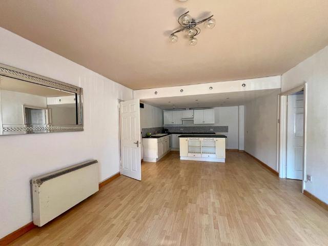 2 Bedroom