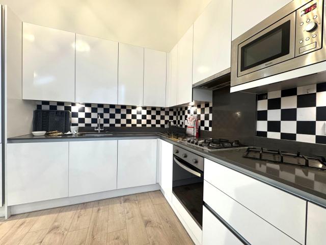 2 Bedroom