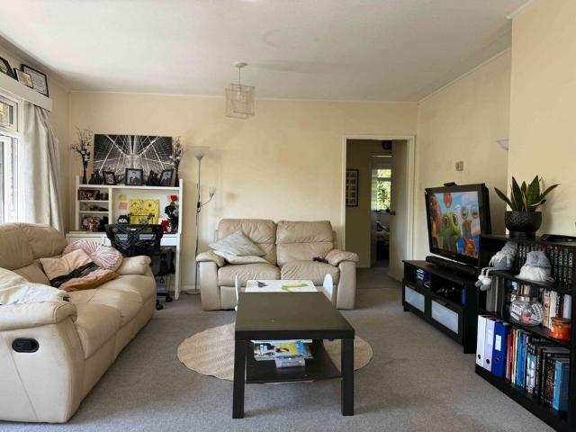 2 Bedroom