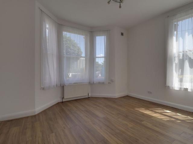 2 Bedroom