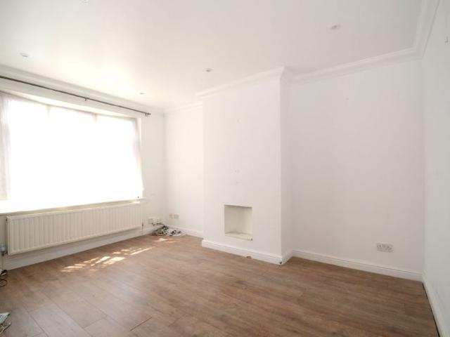 2 bedroom