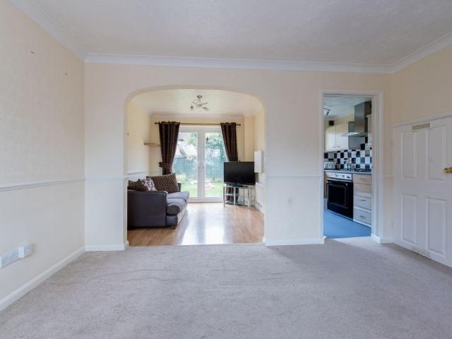 2 Bedroom