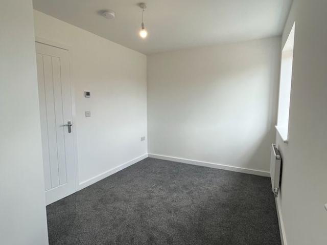 2 bedroom