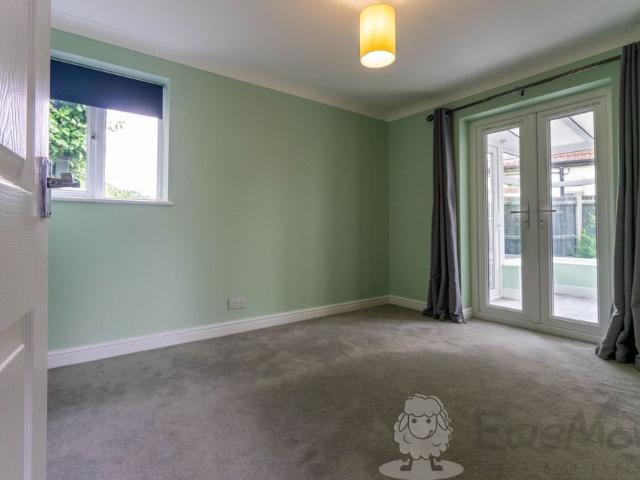 2 Bedroom