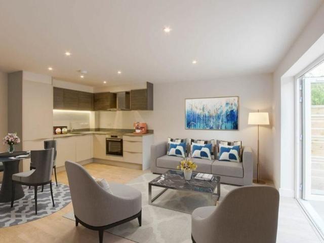 2 Bedroom