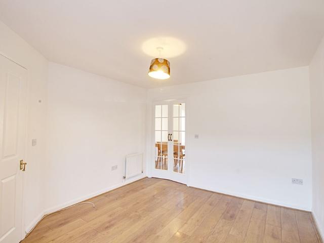 2 Bedroom