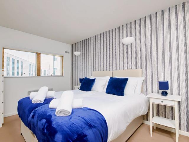 2 Bedroom