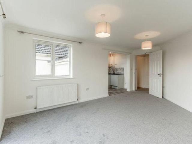 2 Bedroom