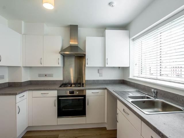 2 Bedroom