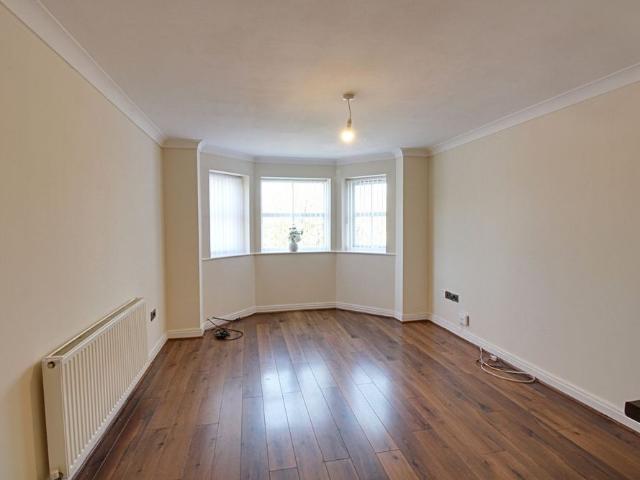 2 Bedroom