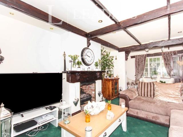 2 bedroom cottage to rent Orkney Close, Nuneaton, Warwickshire, CV10