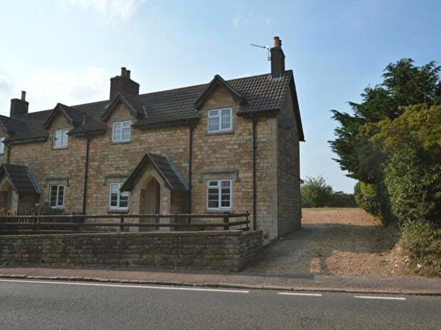 2 Bedroom Cottage To Rent In Main Street, Croxton Kerrial, NG32
