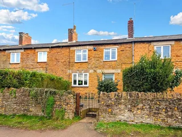 2 Bedroom Cottage To Rent In Moulton Lane, Boughton, NN2