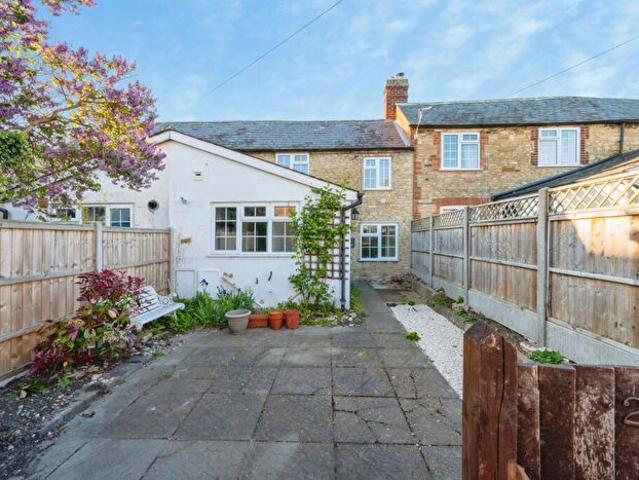 2 Bedroom Cottage To Rent In Brook Lane, Harrold, MK43