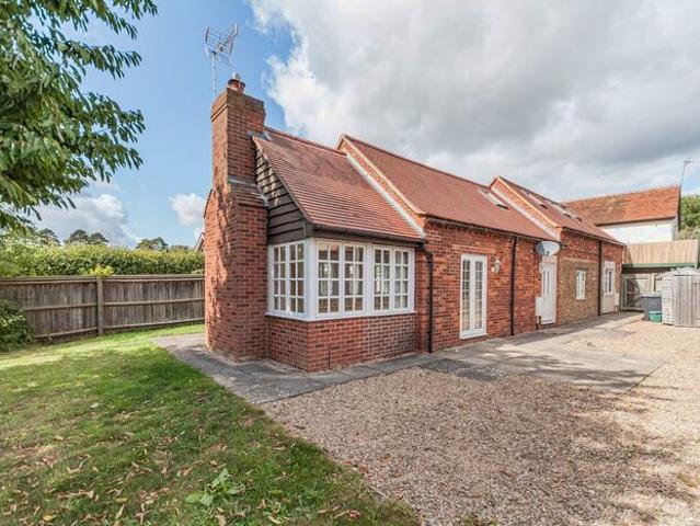 2 Bedroom Cottage To Rent In Faringdon Road, Southmoor, OX13