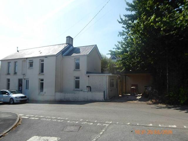 2 Bedroom Cottage To Rent In Pentremeurig Road, Carmarthen, SA31