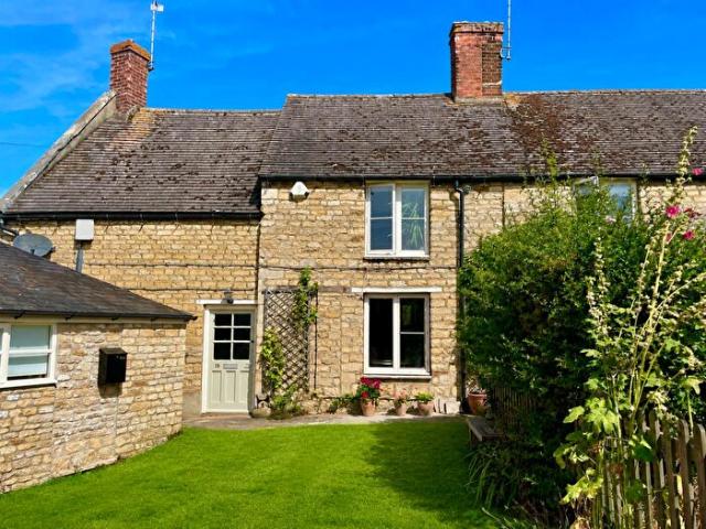 2 Bedroom Cottage To Rent In Wheel Lane, Barrowden, LE15