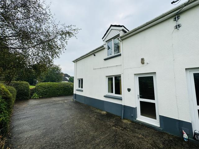 2 bedroom cottage to rent