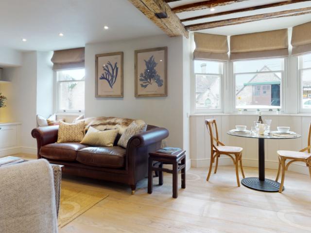 2 bedroom cottage to rent