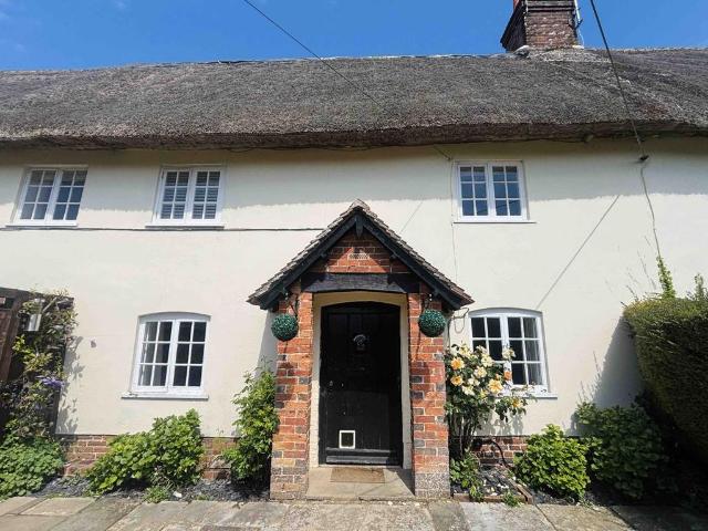 2 bedroom cottage to rent