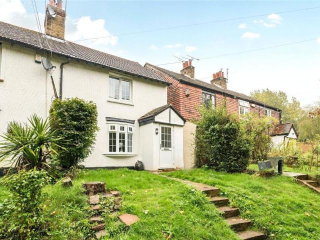 2 bedroom cottage to rent