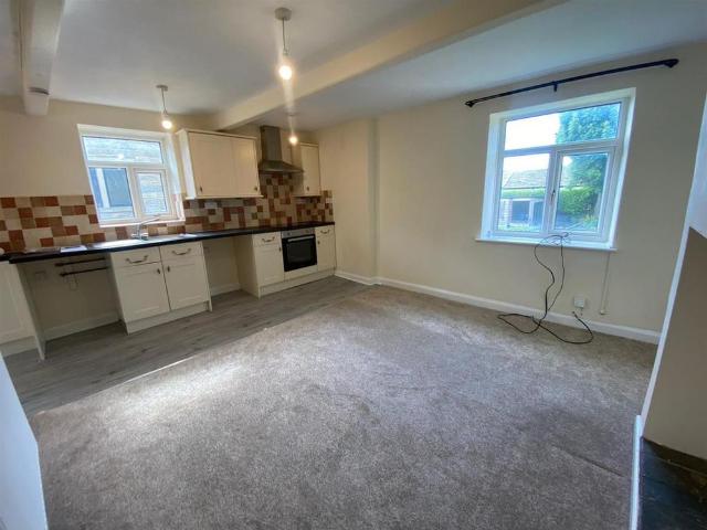 2 bedroom cottage to rent