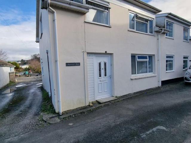 2 bedroom cottage to rent