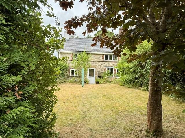 2 bedroom cottage to rent