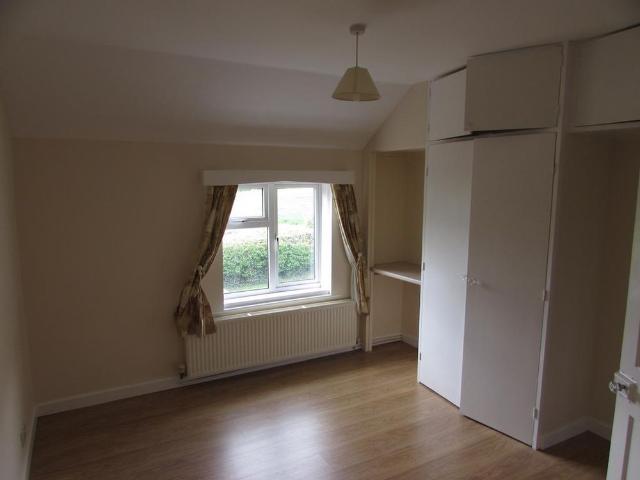 2 bedroom cottage to rent
