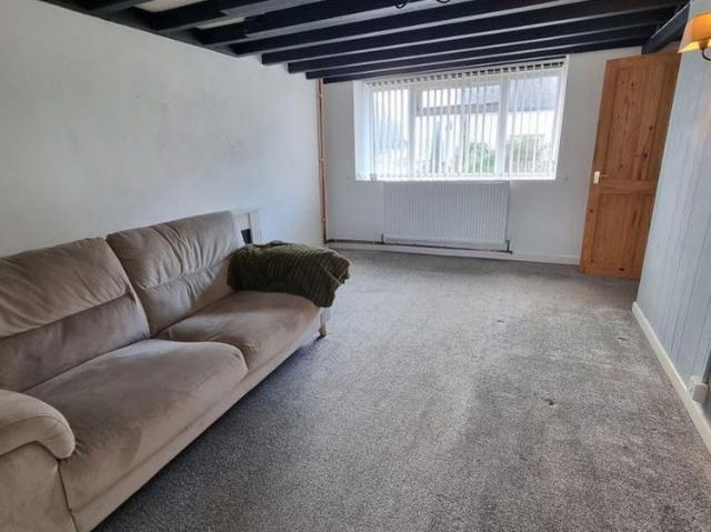 2 bedroom cottage to rent