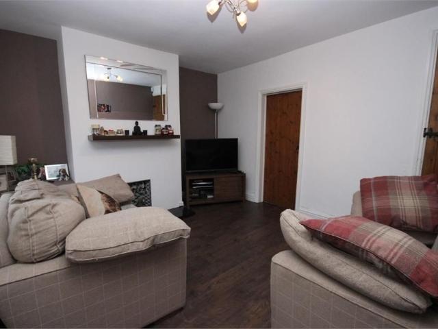 2 bedroom cottage to rent