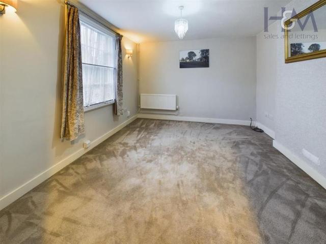 2 bedroom cottage to rent