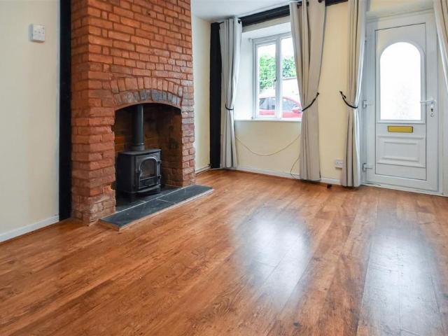 2 bedroom cottage to rent