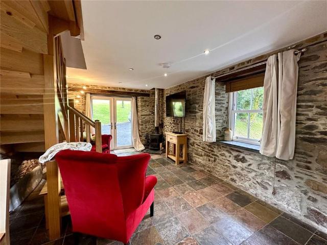 2 bedroom cottage to rent